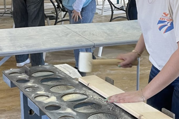 » Students Don’t Let the Cold Weather Stop Them From Volunteering