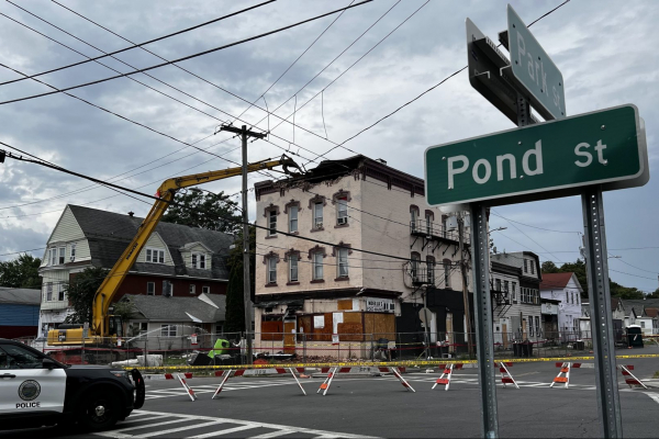 » Building Collapse on North Side Causes Home Demolition