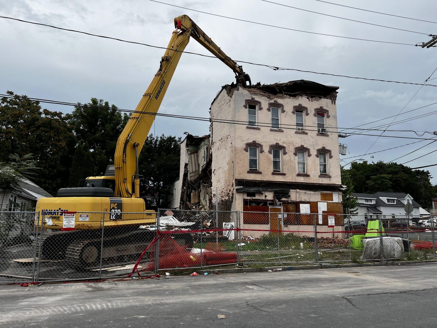 » Building Collapse on North Side Causes Home Demolition