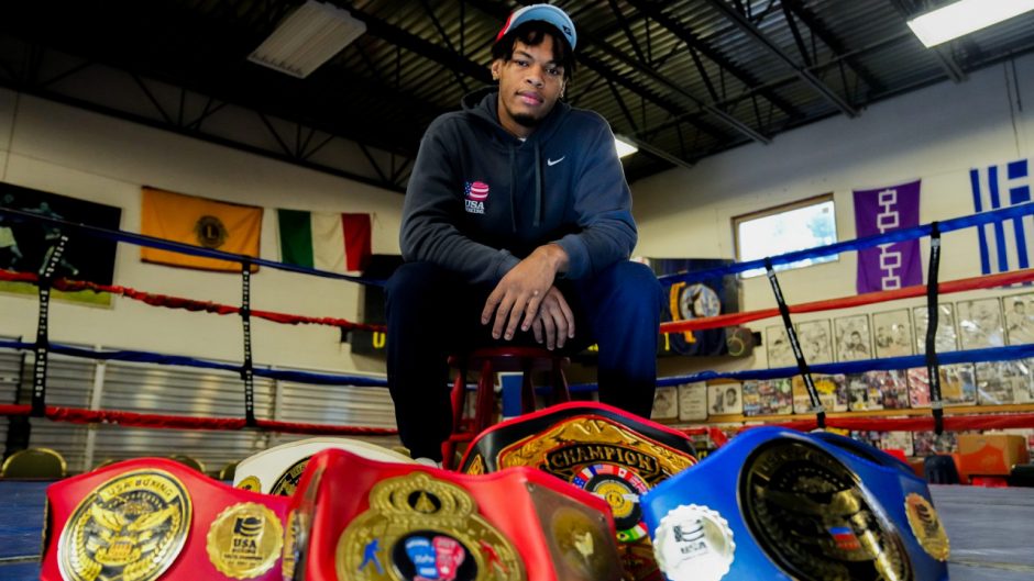 » Star Amateur Boxer Rises to Professional Ranks