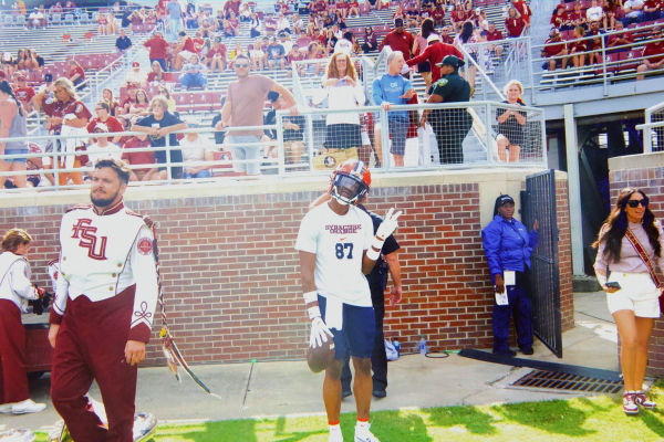 » Seminole Fans’ Spirits in Stands Remind Us Why Sports Matter