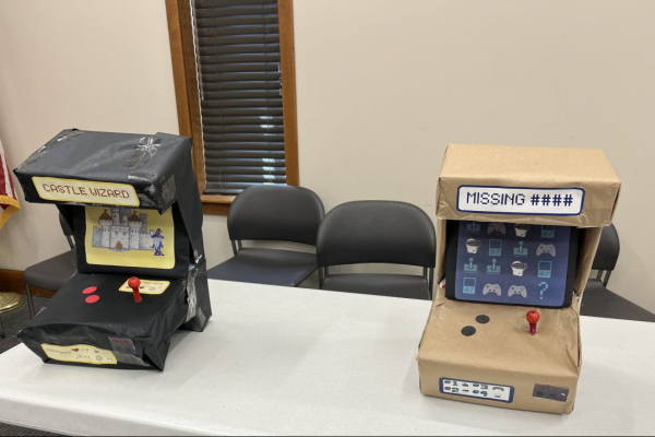 » Salina Library Hosts Escape Room for Teenagers