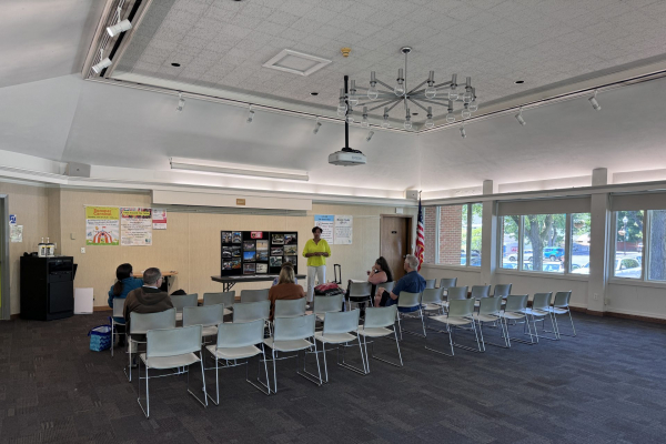 » Liverpool Public Library Hosts 911 Call Center Informational Event