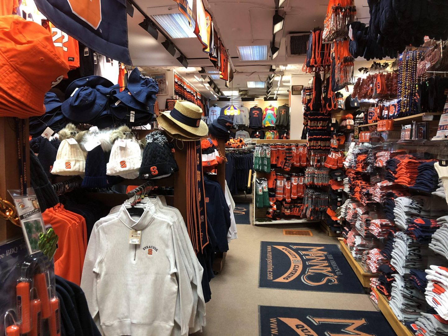 » Small CNY Businesses Benefit From Big SU Game