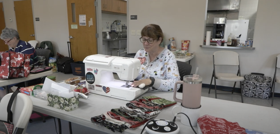 » From Probation to Volunteering: A Woman Gives the Gift of a Good ...