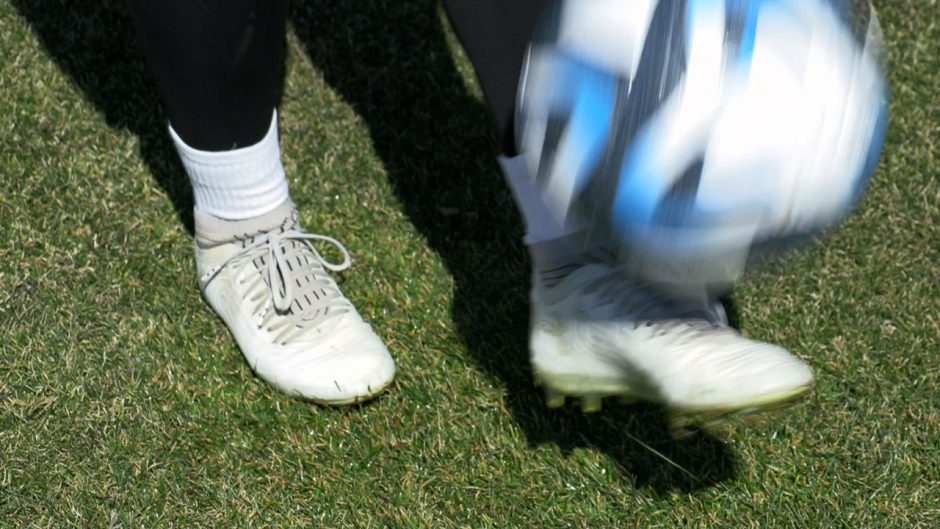 » Explaining offside in soccer